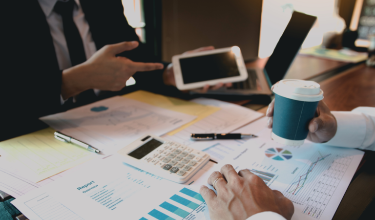 What is a Financial Planner, and When You Should or Shouldn’t Hire One?